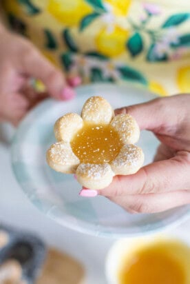 Smores Cookies {4 ingredients} - Best Friends For Frosting