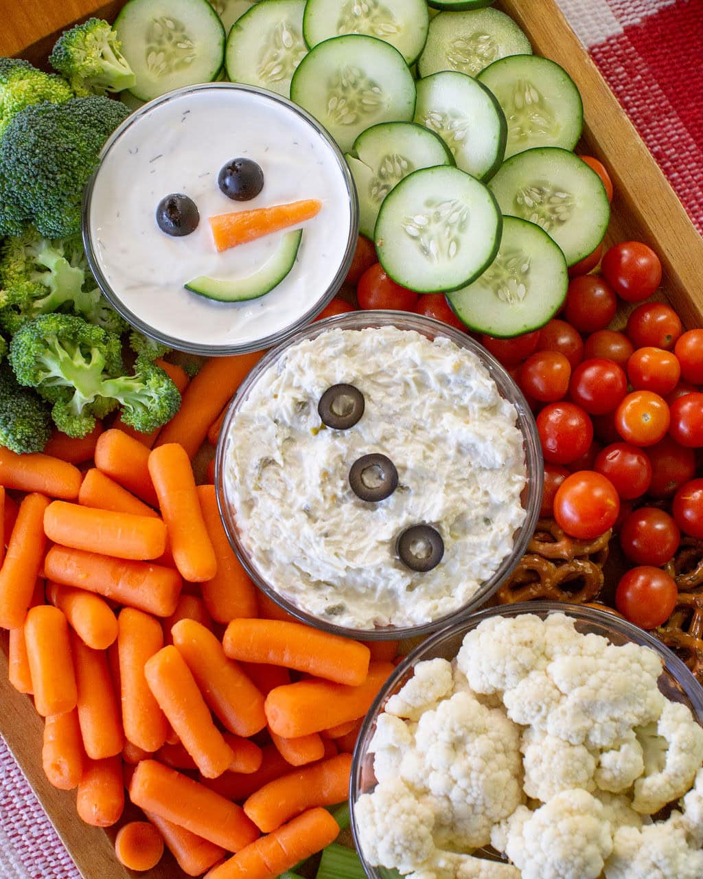 Snowman Veggie Tray (Christmas Appetizer) - Best Friends For Frosting